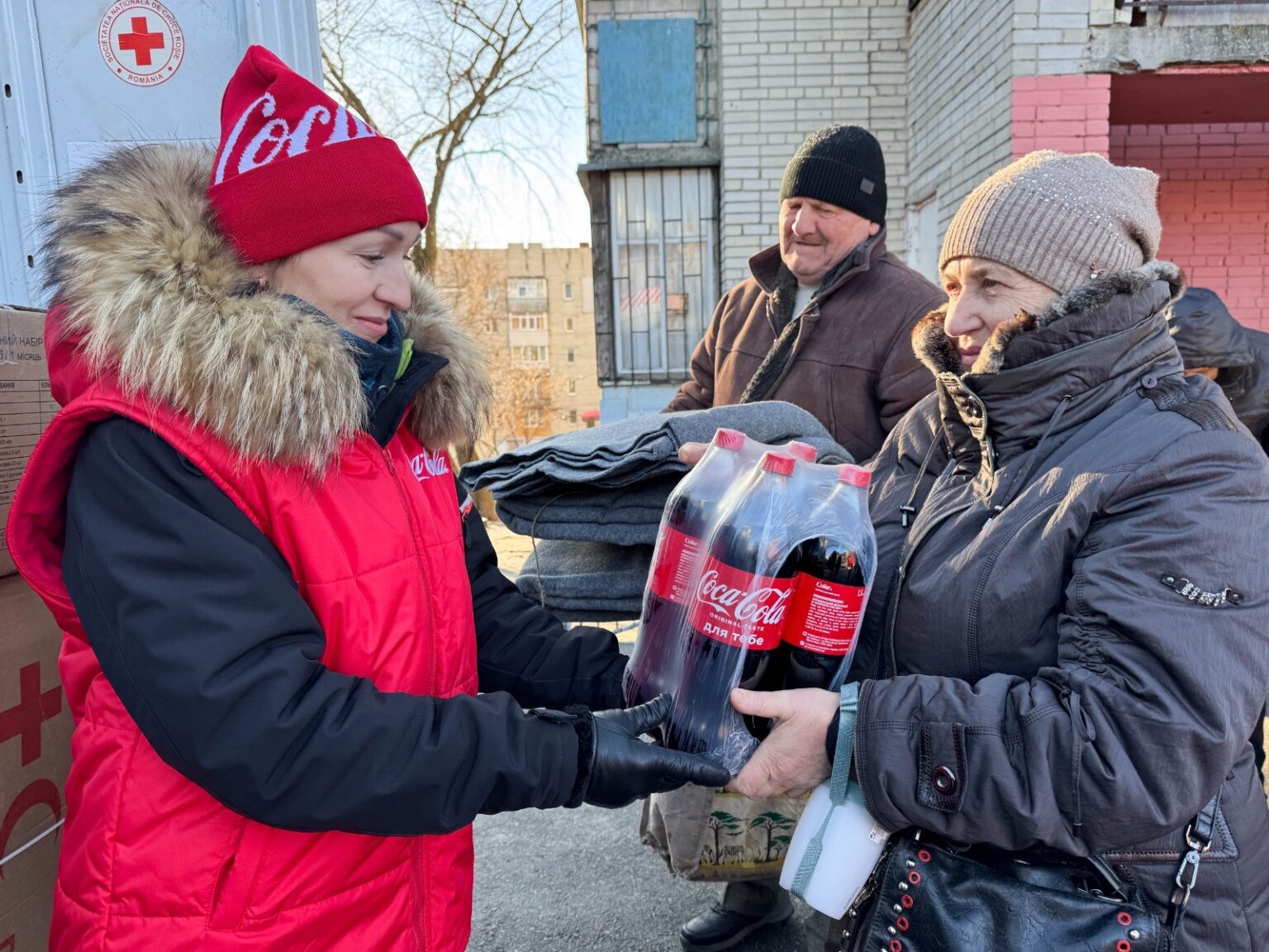 Holiday magic from Coca-Cola: 1.5 million bottles for vulnerable ...