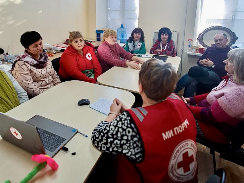 In Zhmerynka, the Ukrainian Red Cross held sessions on health promotion ...