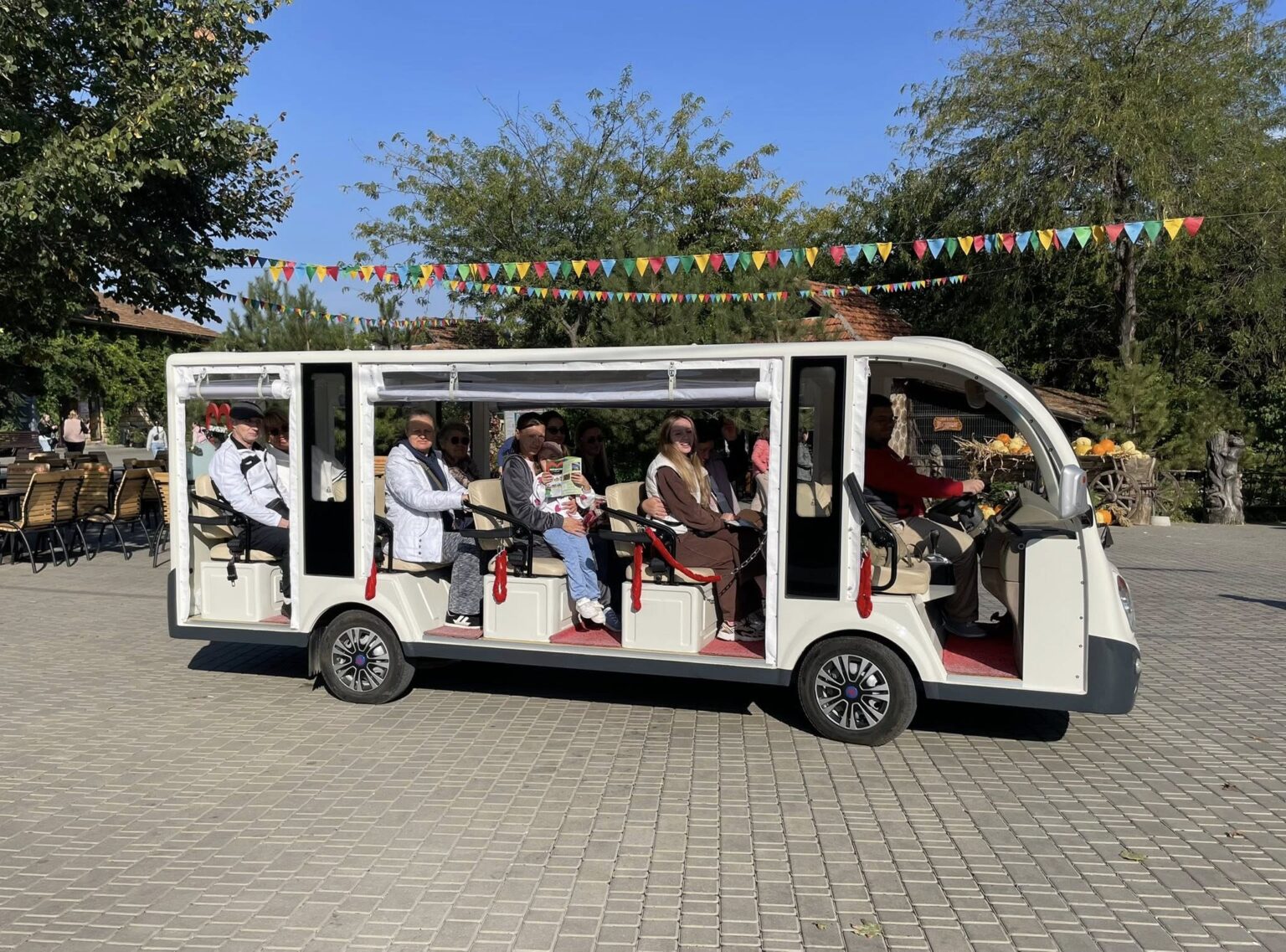 Several events, organised by the Ukrainian Red Cross to support ...