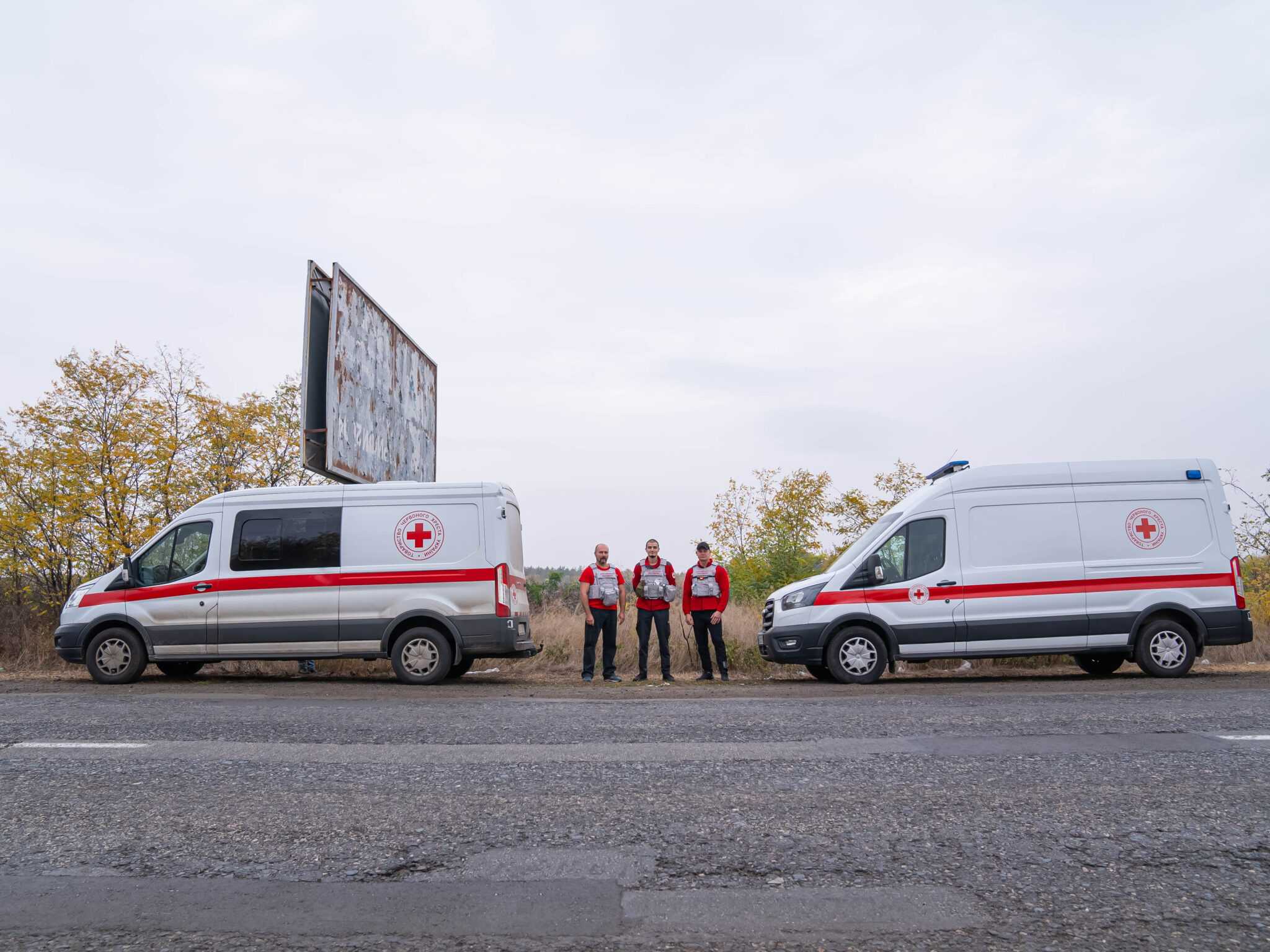 The Ukrainian Red Cross continues evacuating people from dangerous ...