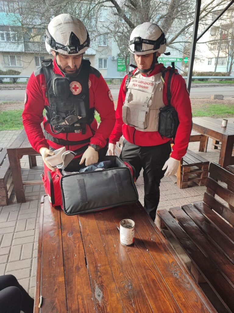 The Ukrainian Red Cross provides assistance following a morning attack ...