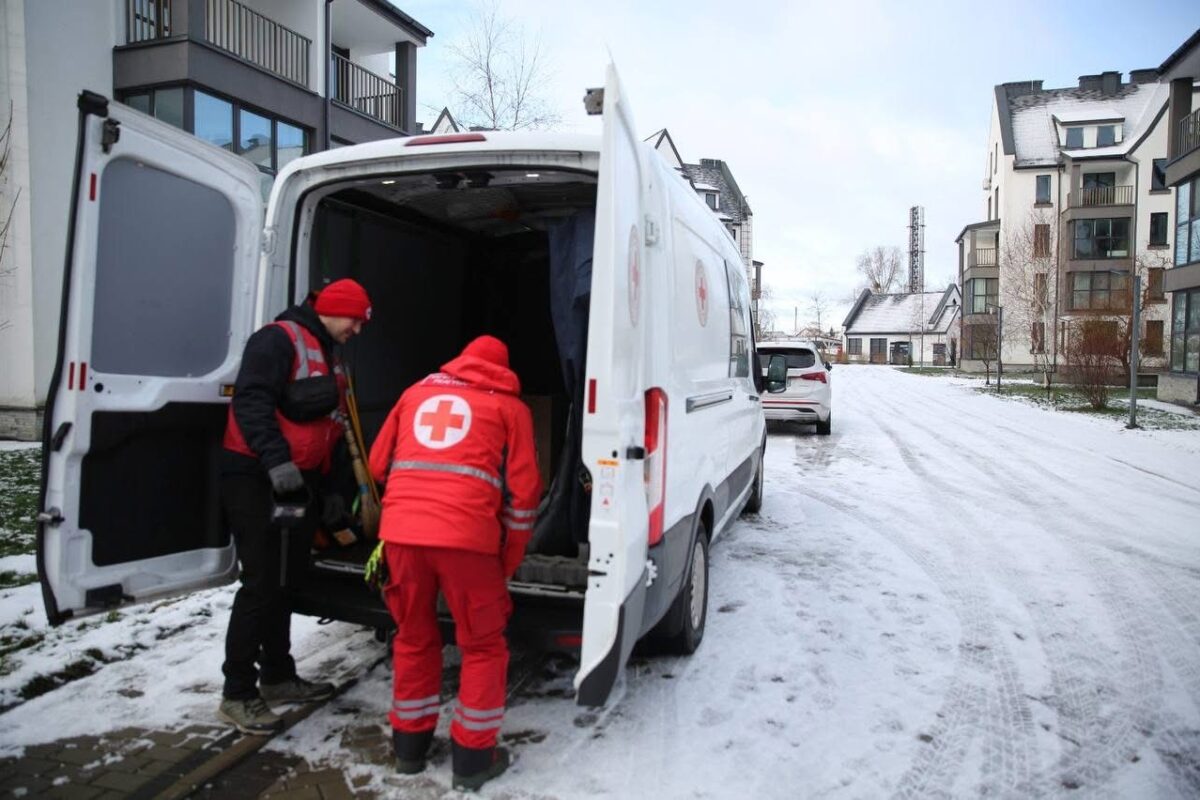 Тwo mobile warming centres operated in Brovary and Zazymia over a two ...
