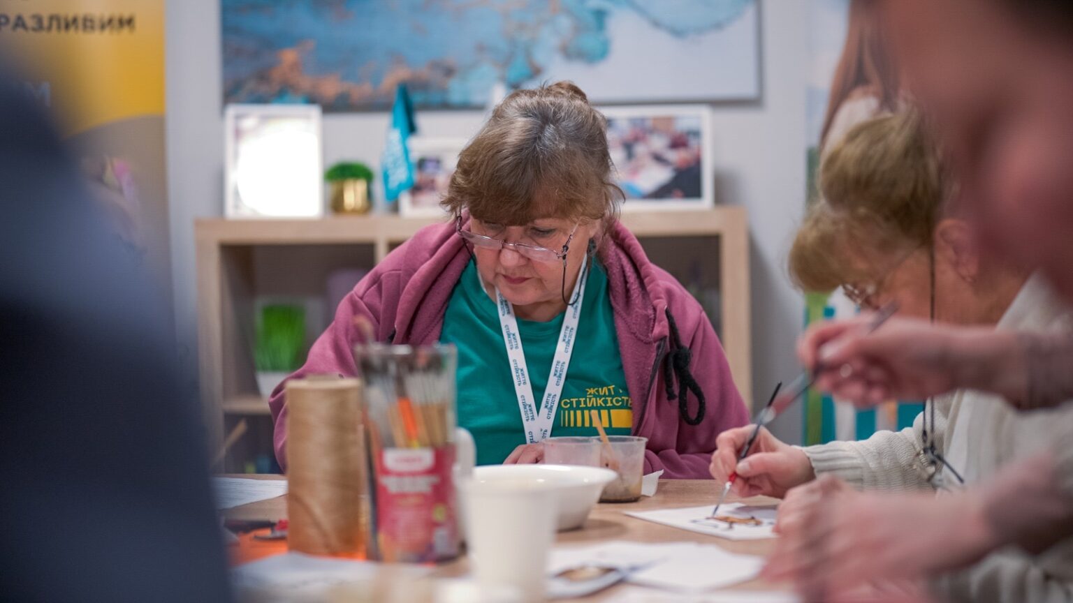 The Ukrainian Red Cross provided generators to Resilience Centres ...