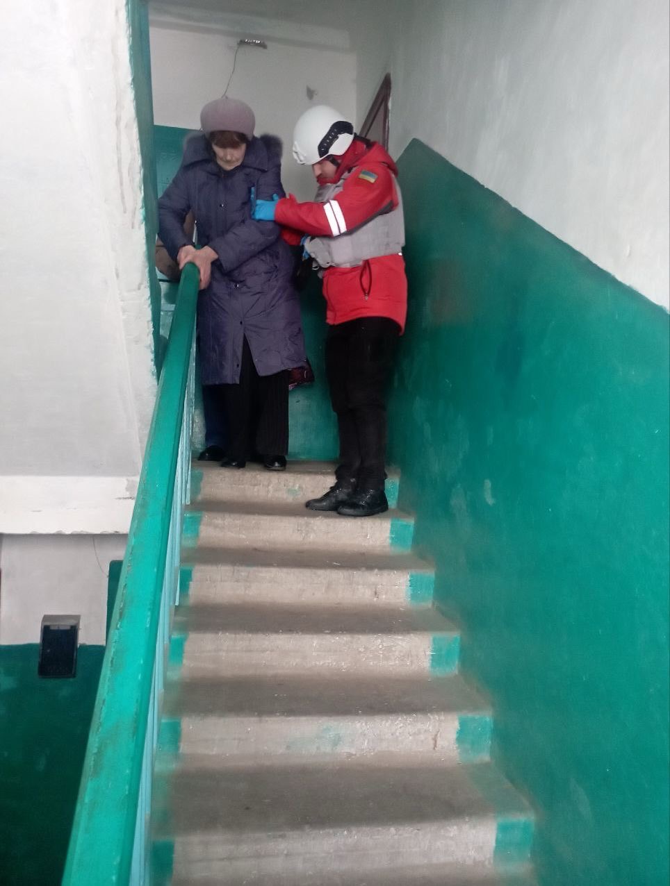 The Ukrainian Red Cross continues evacuations from frontline ...