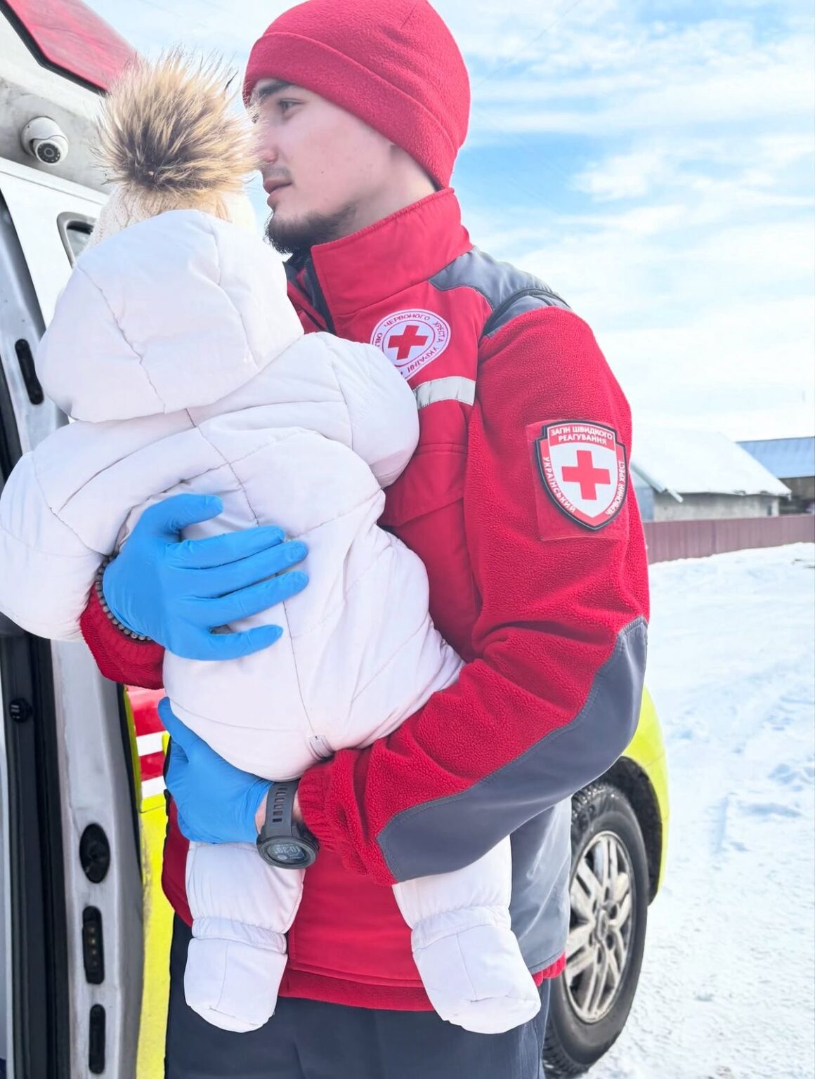 The Ukrainian Red Cross continues evacuations from frontline ...
