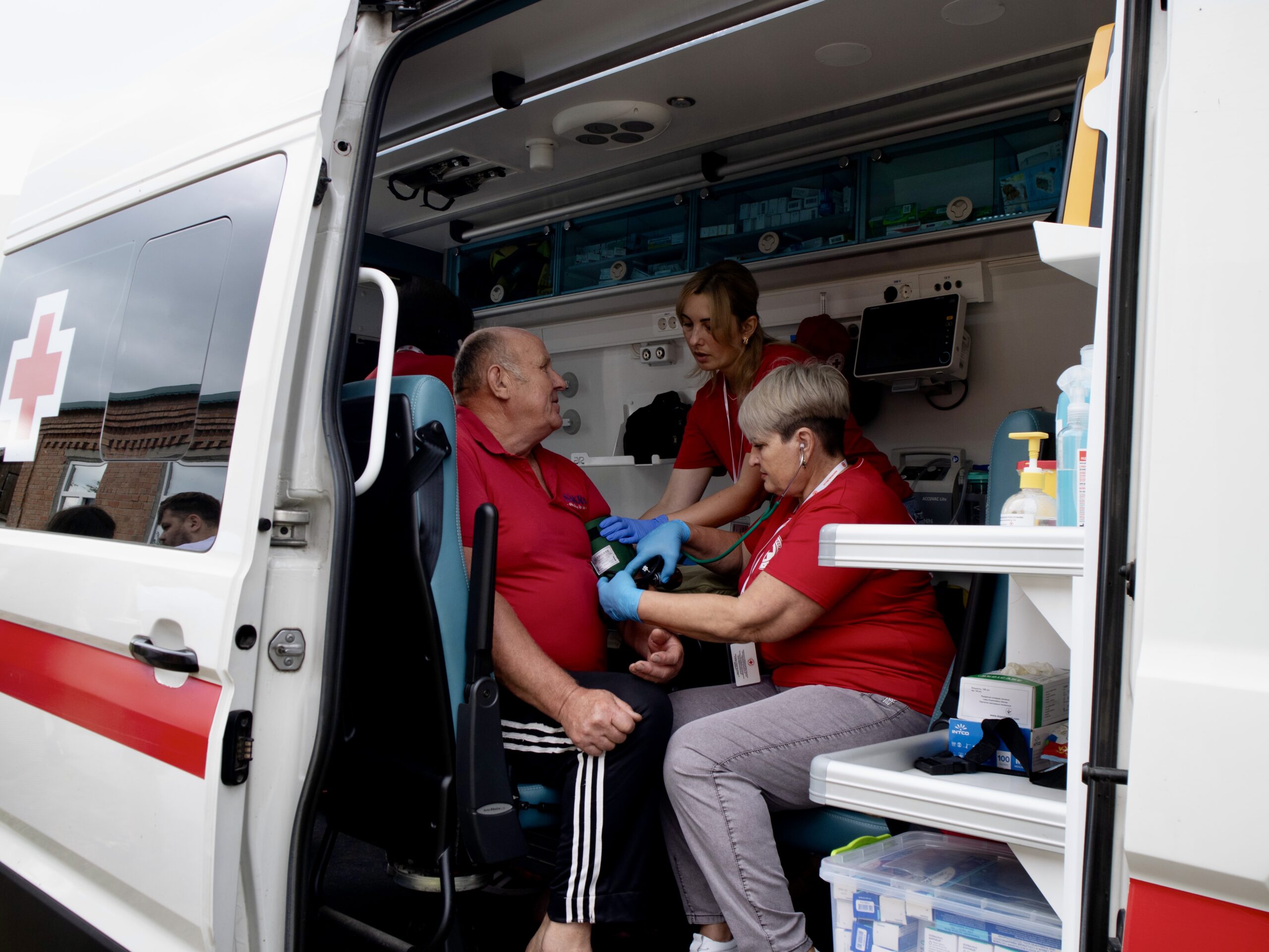 1.5 million consultations and 8 million services: how the Ukrainian Red ...
